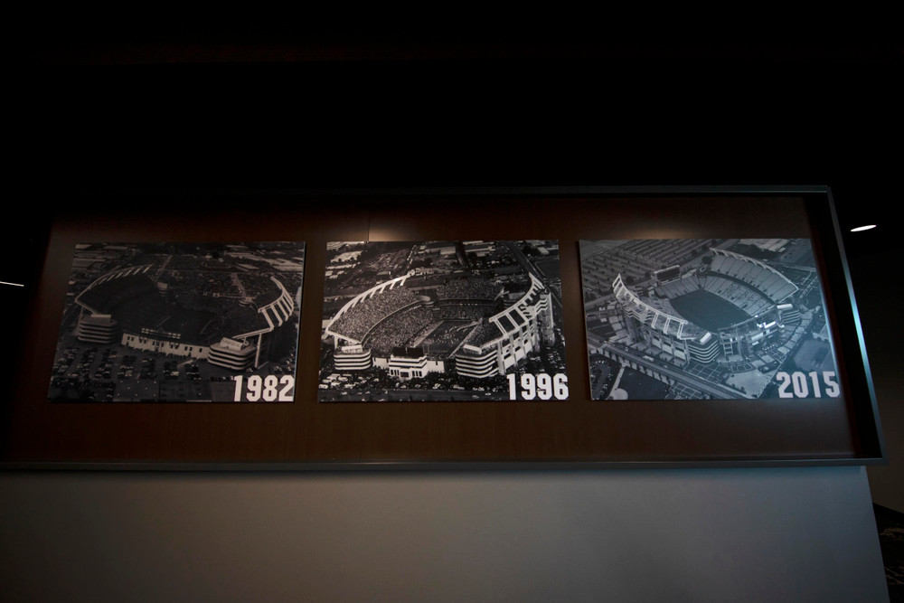 400 Level Club – TheGamecockClub.com